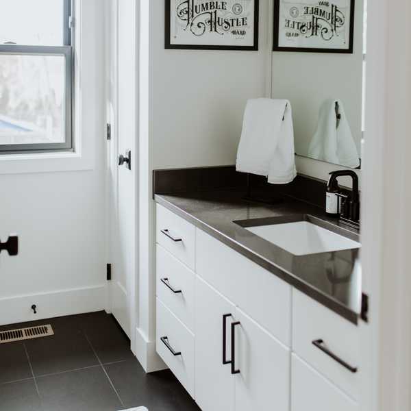 Modern Saint Paul • Helin Company